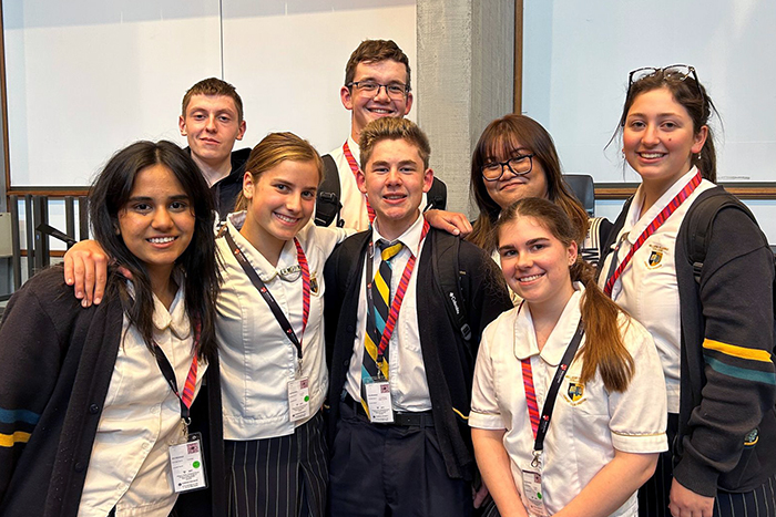 Year 12 Science Extension Students present at 2023 [EX]plore Science ...